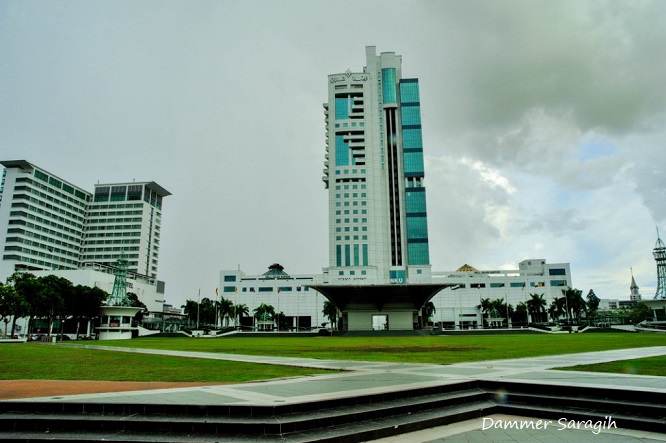 PARA PENDATANG BERBAUR HARMONIS DENGAN PRIBUMI DI KOTA SIBU DI SARAWAK